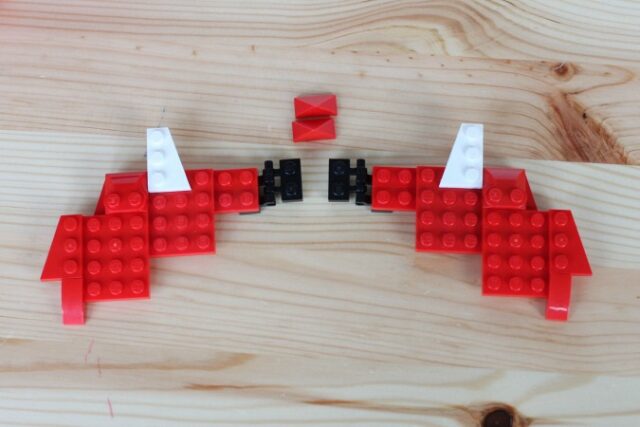 How to Build a LEGO Hookfang from How to Train Your Dragon - Frugal Fun ...