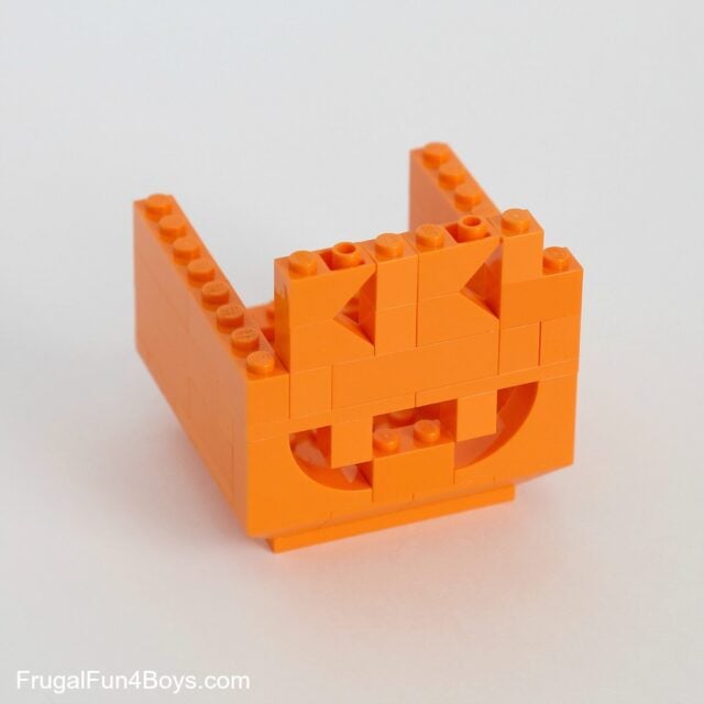 How to Build Pumpkin Lanterns with LEGO Bricks - Frugal Fun For Boys ...