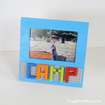 LEGO Craft! Make a Changeable LEGO Photo Frame - Frugal Fun For Boys ...