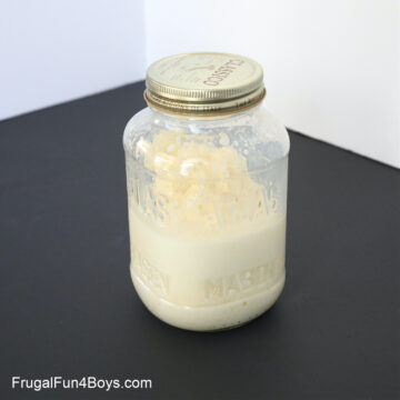 How to Make Butter in a Jar - Frugal Fun For Boys and Girls