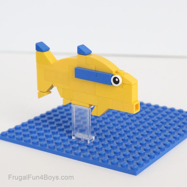 Ocean LEGO Projects to Build (Sea Turtle, Crab, Otter, and Fish ...